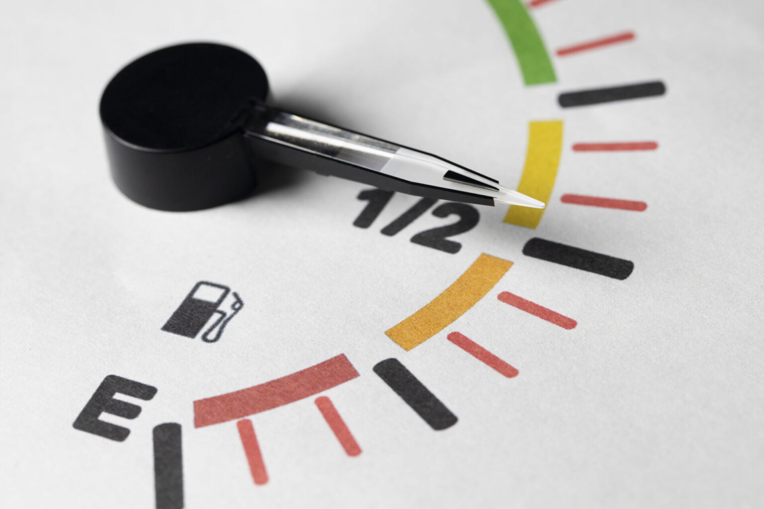 How to Check a Fuel Level Sensor: Symptoms, Testing Methods, and Fixes